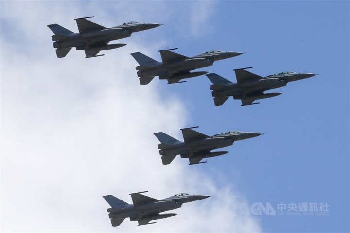 Taiwan to commission F-16V combat squadron in Chiayi this week|English ...