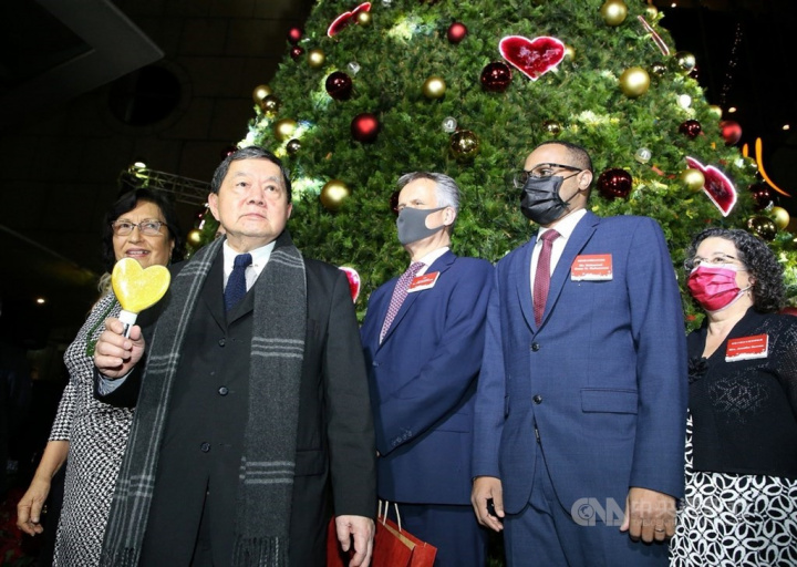Taiwan calls China 'overbearing' after Far Eastern Group fines|English ...