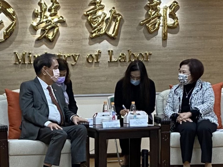 Philippine migrant workers to be allowed into Taiwan soon: MECO|English ...