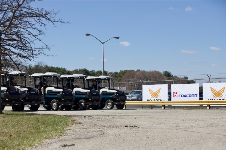 Hon Hai completes first Monarch MK-V electric tractors in Ohio|English ...