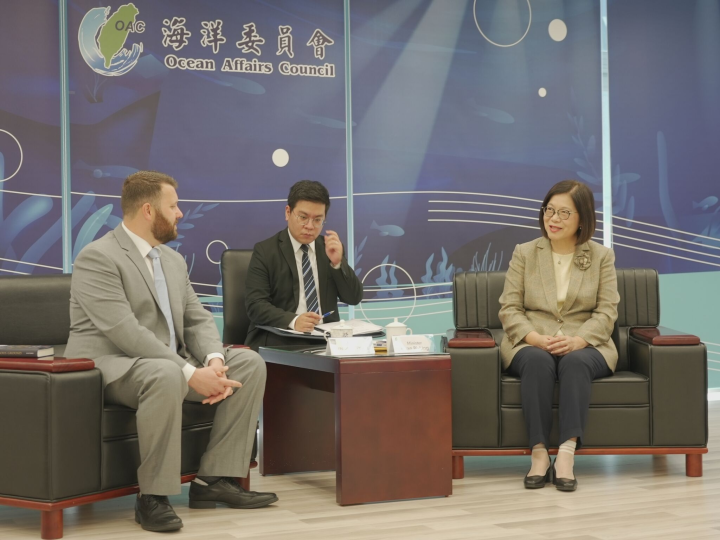 海洋委員會管碧玲主任委員會見美國華府智庫「戰略與國際研究中心」（CSIS）波林主任Director Gregory B. Poling，雙方就 ...