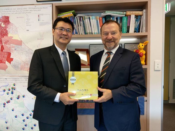 范厚祿拜會澳州聯邦眾議員Graham Perrett|大洋洲 | 僑務電子報