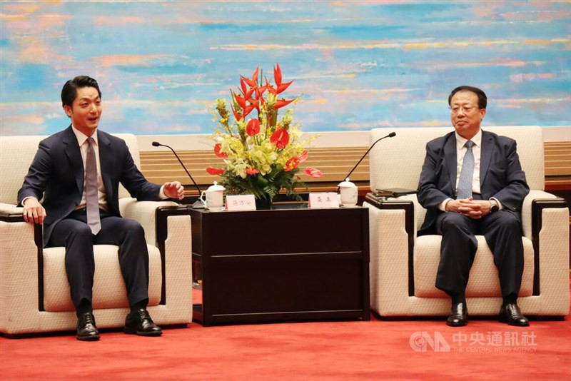 Taipei mayor touts win-win scenario in meeting with Shanghai ...