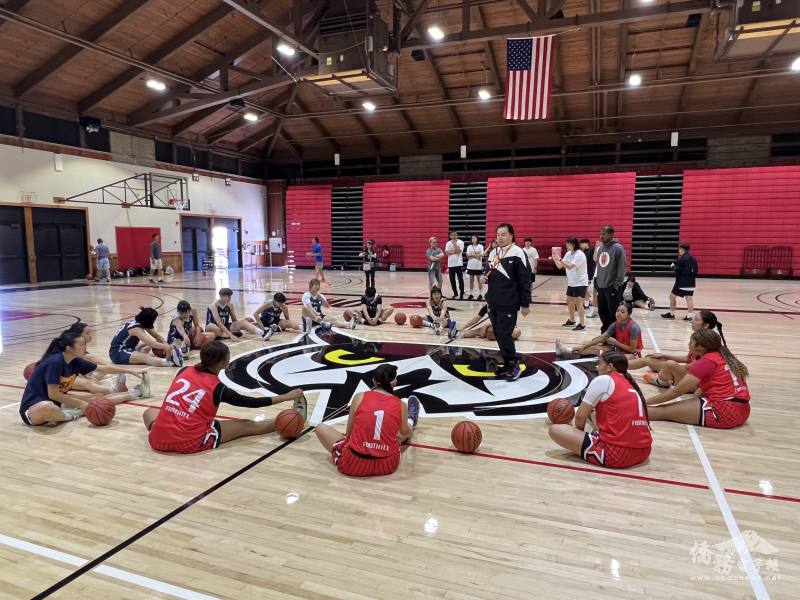 世新大學女子籃球隊 北加州移地訓練探索新挑戰|北美洲 | 僑務電子報