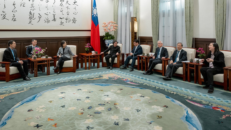President Tsai meets Stanford University Professor Andrew Ng|English ...