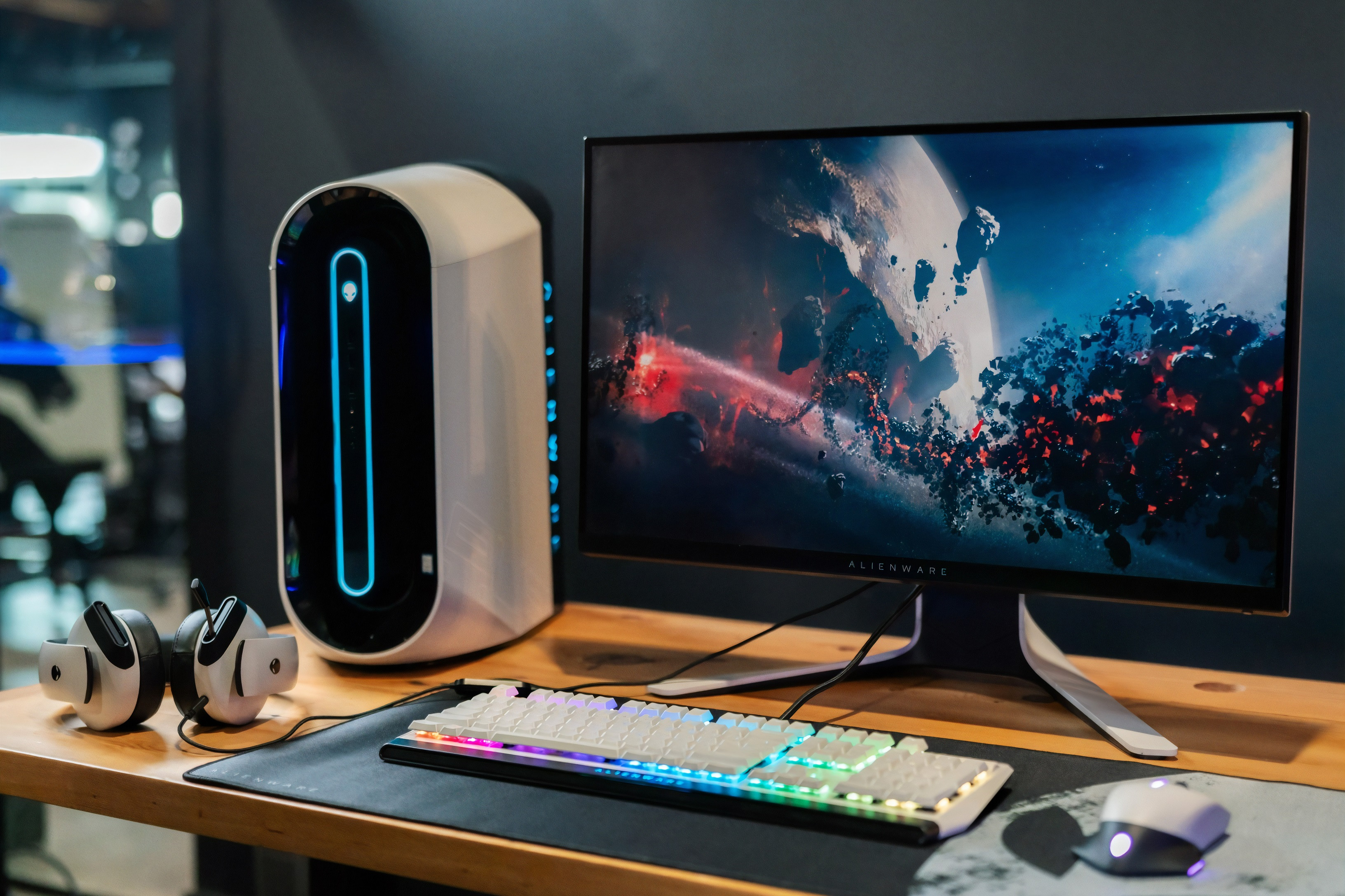 Taiwan's PC shipments down over 18% in Q3 in 2023: IDC|English News | 僑務電子報