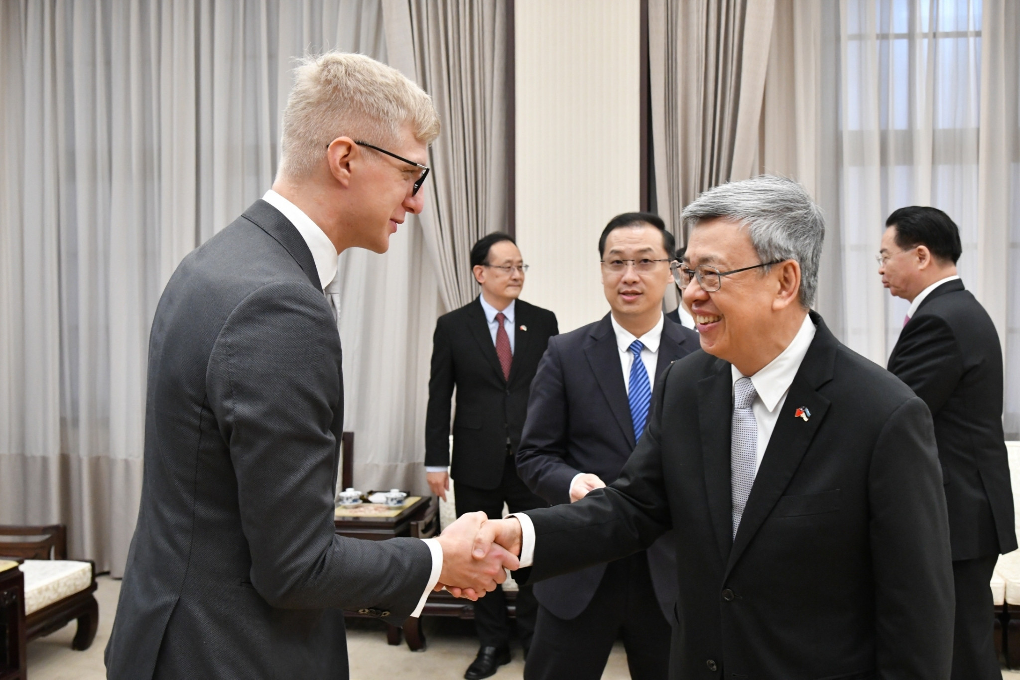 接見愛沙尼亞國會友台小組訪問團 陳揆：持續拓展兩國共同關切領域合作及交流 鞏固雙邊夥伴關係|外交 | 僑務電子報