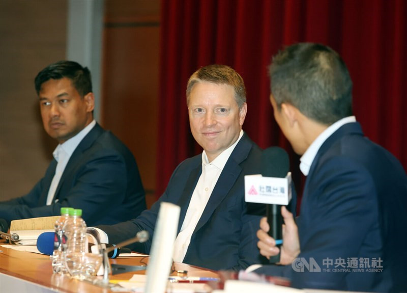 'Weakness is provocative,' Pottinger tells Taiwan|English News | 僑務電子報